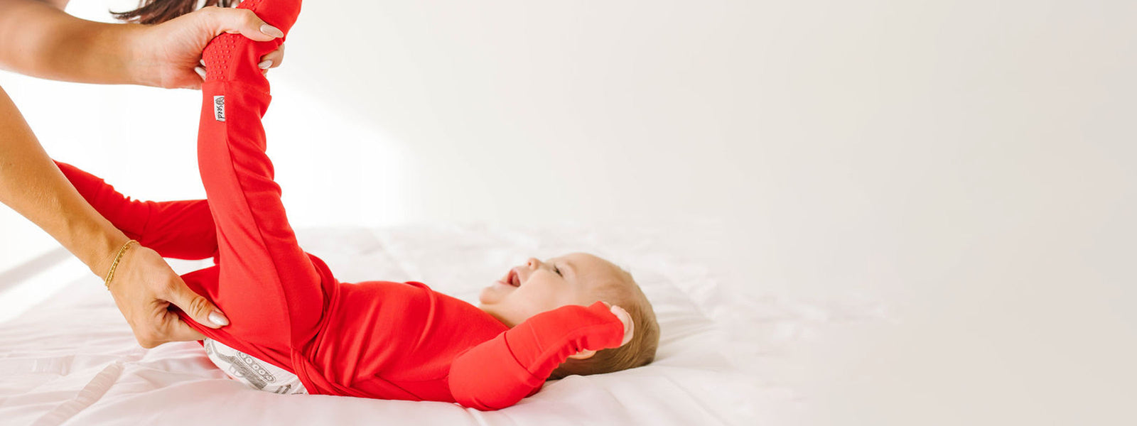 Simple Seed Baby - Bamboo Baby, Rompers, pajamas, Shower Gifts, romper